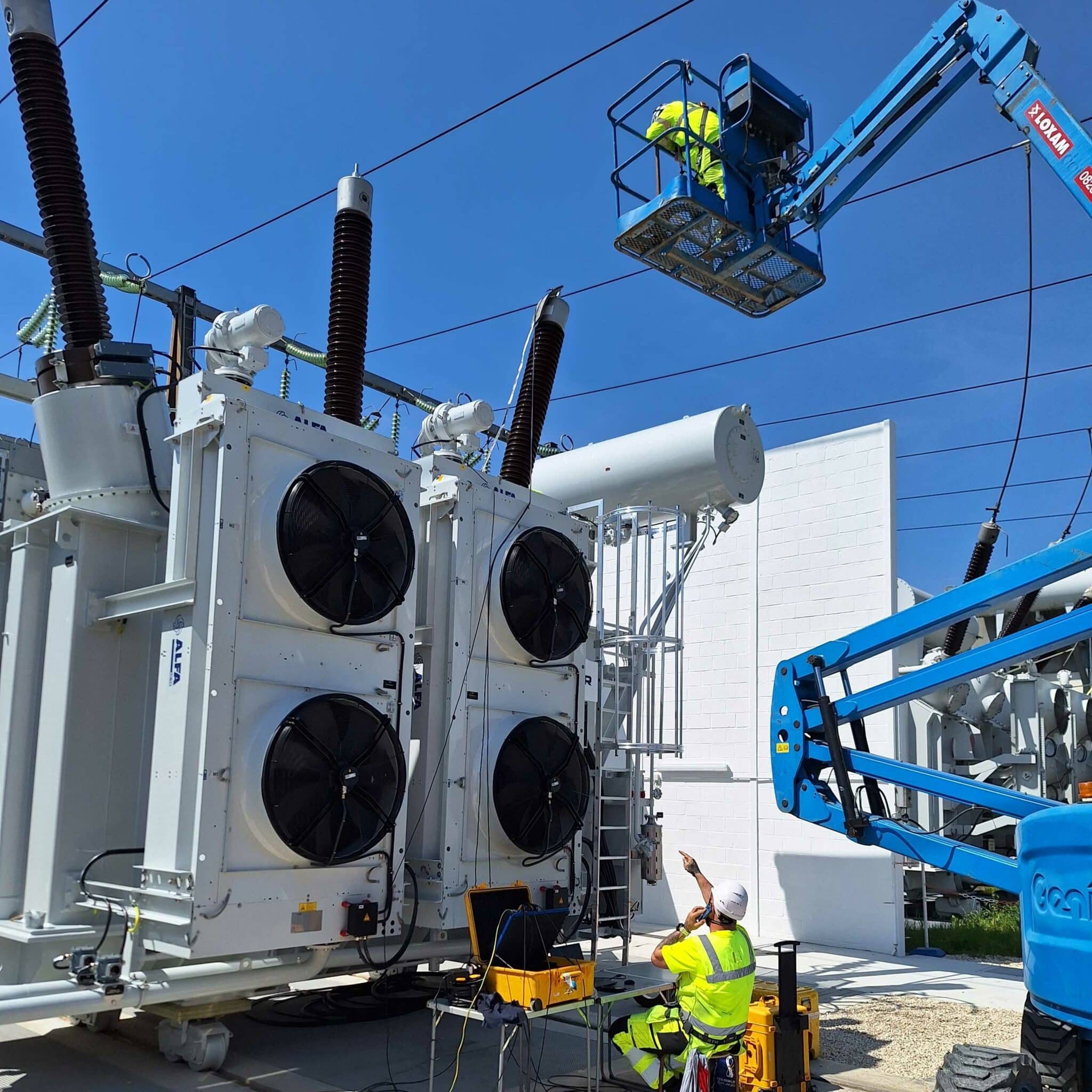 Installation of a Kolektor ETRA transformer at Enedis